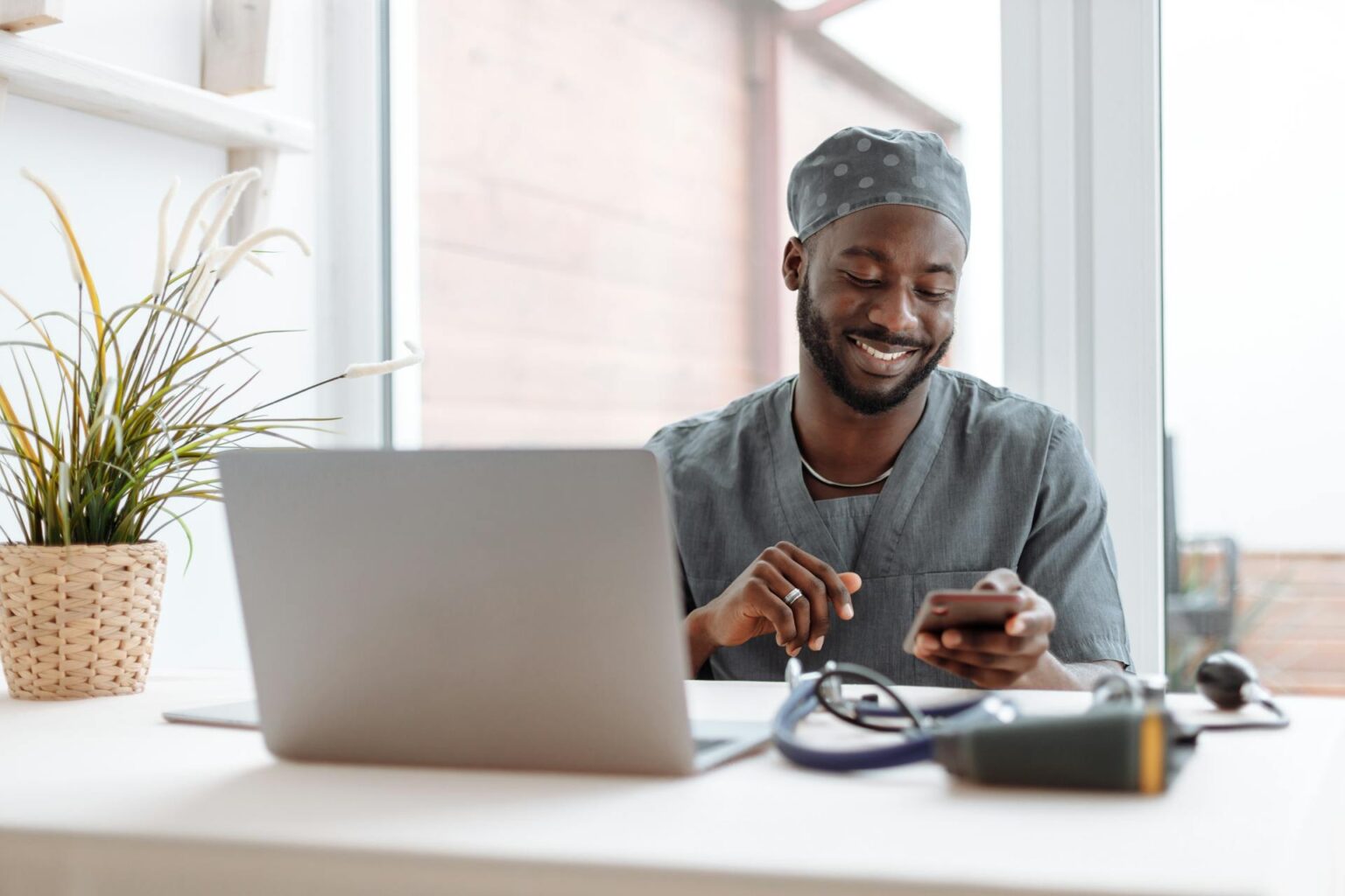Reducing Clinician Stress During Peak Patient Hours with Scribe Support ...